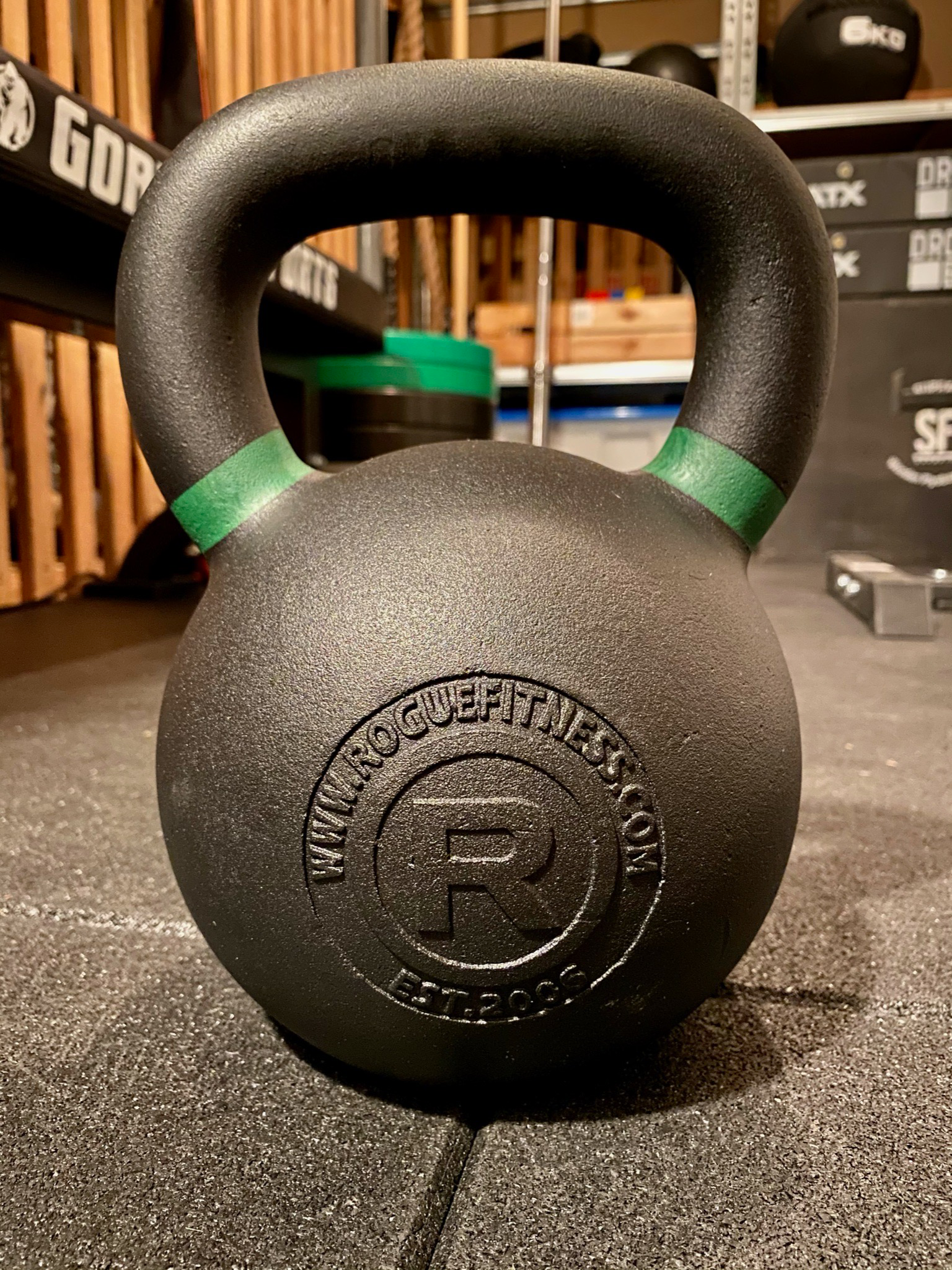 The Rogue Kettlebell – BLACKBOX MICROGYM